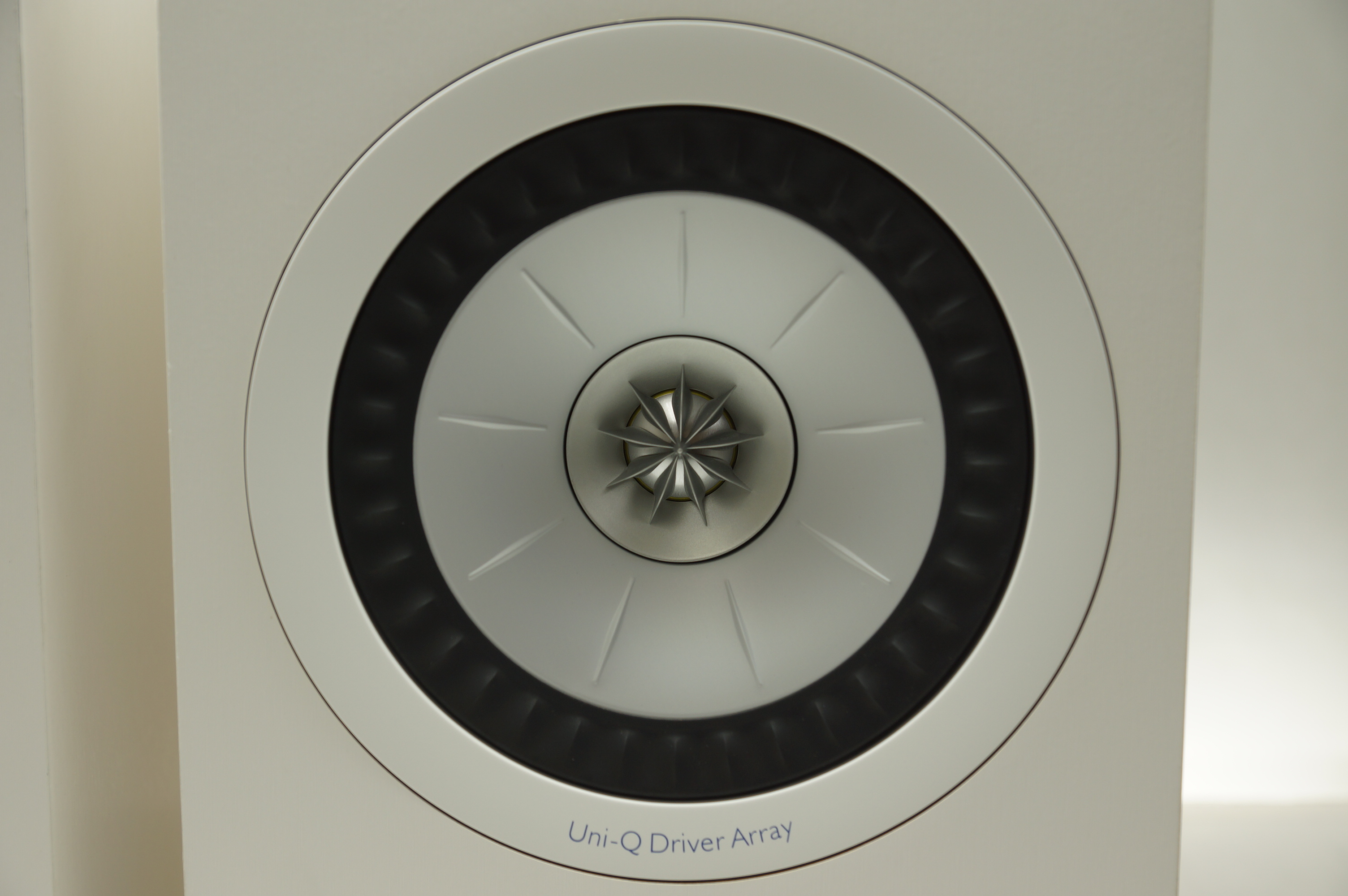 アバックWEB-SHOP / 【アウトレット】KEF Q350(WH)【コード90 アバックWEB-SHOP / 【アウトレット】KEF Q350(WH)【コード90